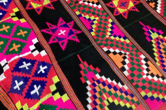 Kullu Shawl - Discover Kullu Manali